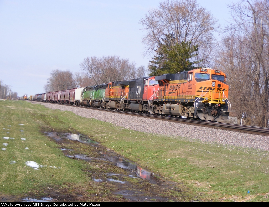 BNSF 5902